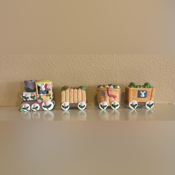 Source Unknown | Holiday | Easter Bunny Train | Poshmark